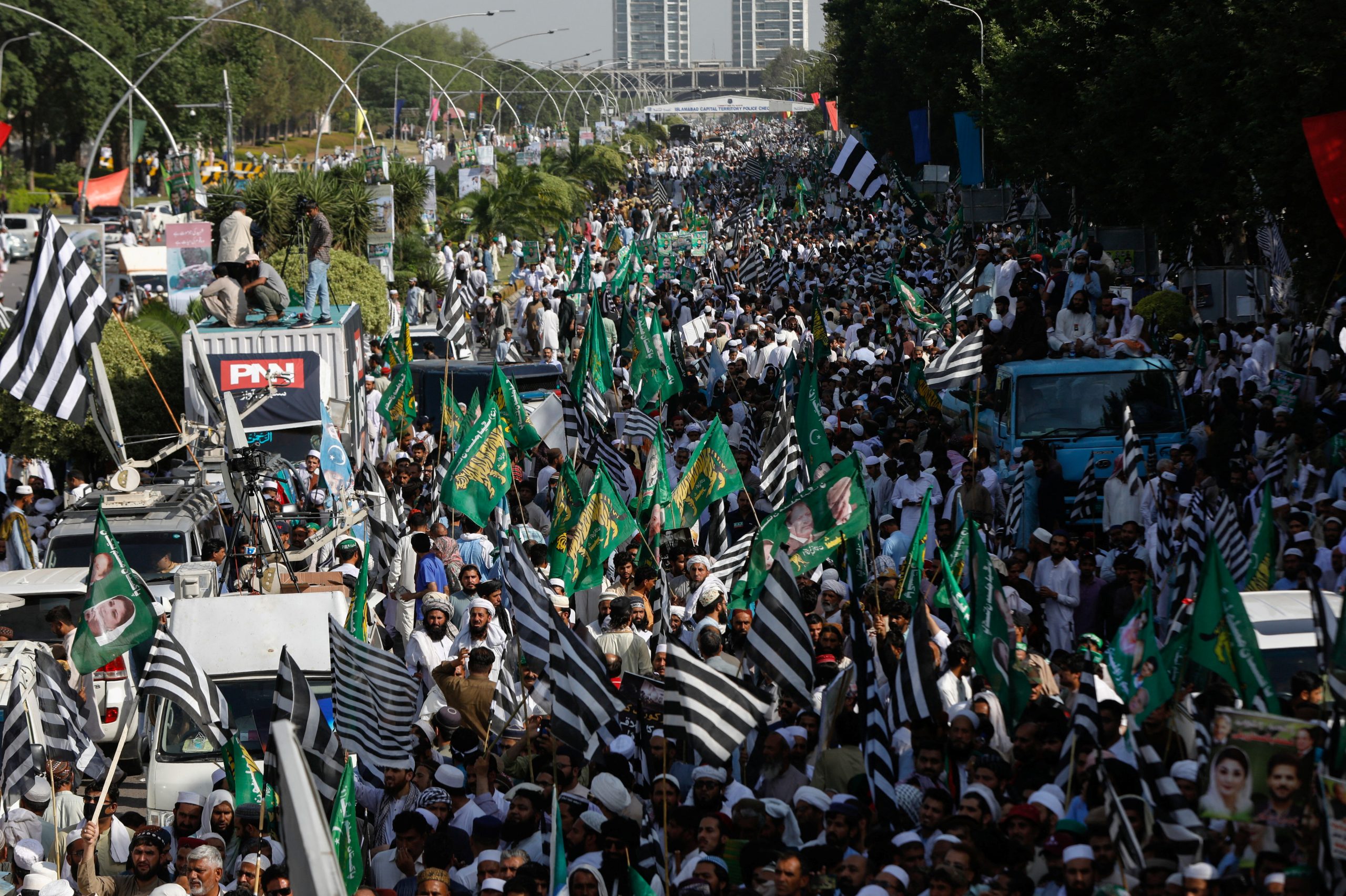 Pakistan’s political meltdown | East Asia Forum