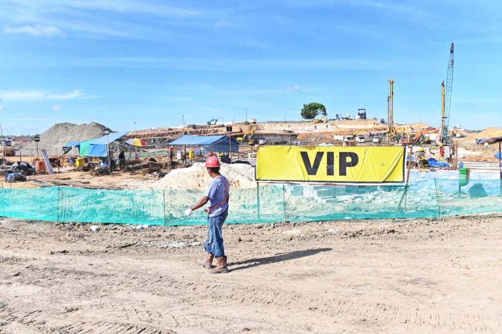 Phim sex em gái chiều anh trai